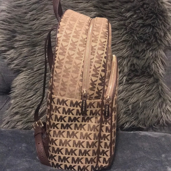 Michael Kors | Bags | Auth Michael Kors Lg Abbey Backpack Wmk Logo | Poshmark